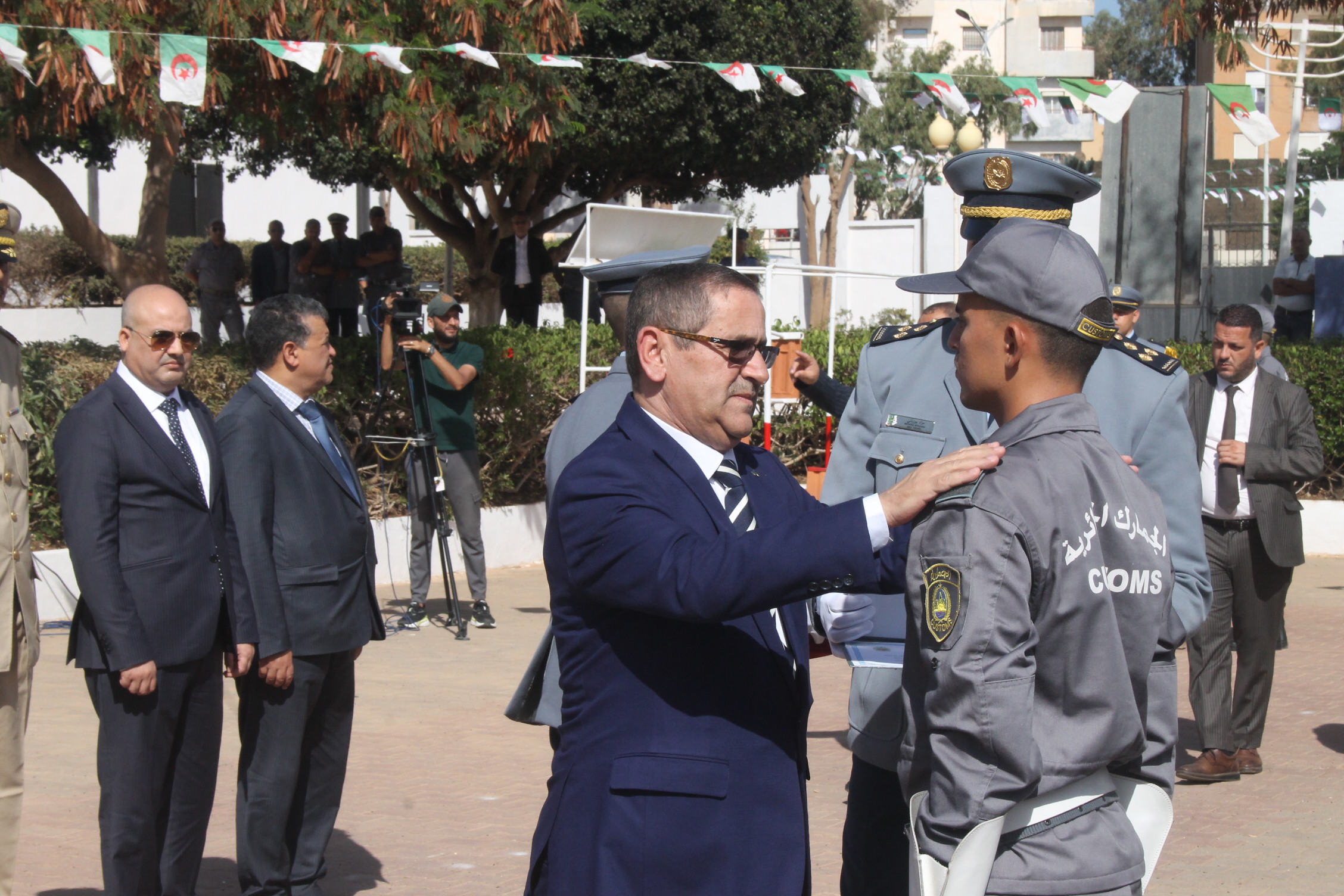 Elle comprend 441 étudiants : sortie de la promotion combinée des ...