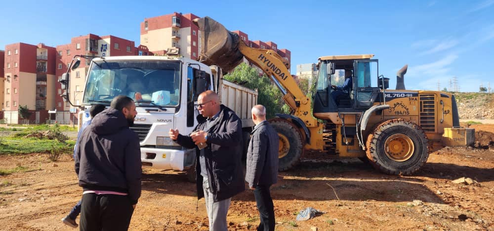 Pôle urbain Ahmed Zabana : collecte de plus de 5000 tonnes de déchets ...